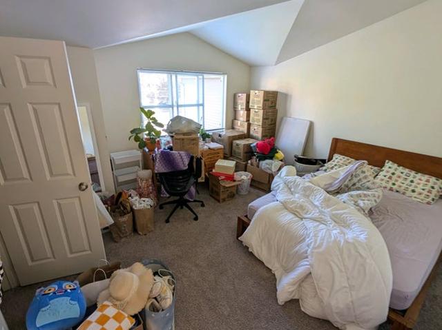Master bedroom available in Northgate/Greenlake
