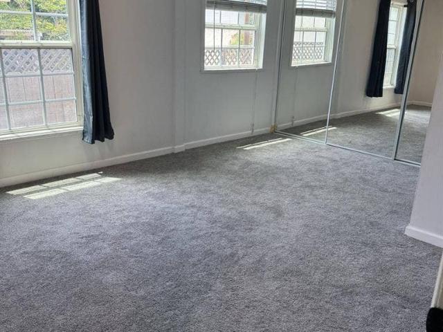 Master bedroom for rent