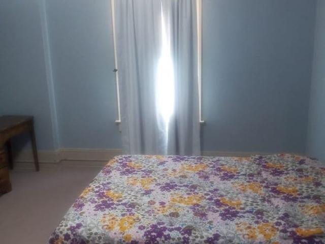 Master Bedroom for rent