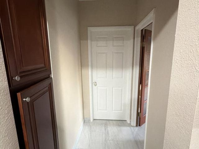 Master bedroom for rent