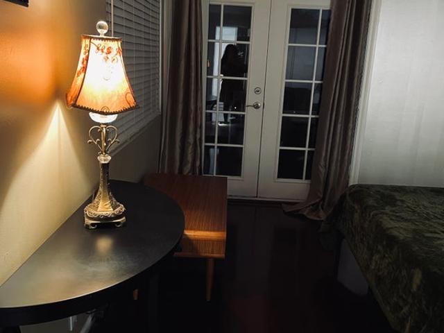 MASTER BEDROOM FOR RENT