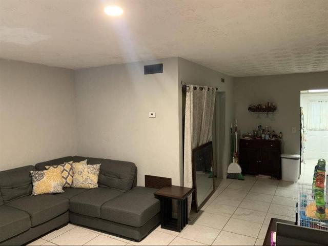 Master Bedroom For Rent!