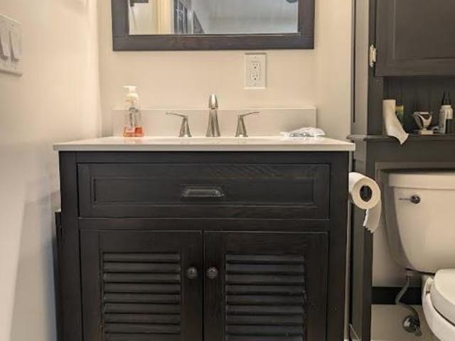 Master bedroom for rent