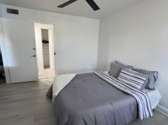Master bedroom For Rent Private Batn