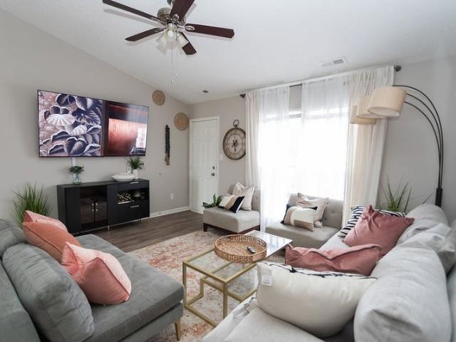 Master Bedroom in a Lux shared 3 bed 2 bath SFH