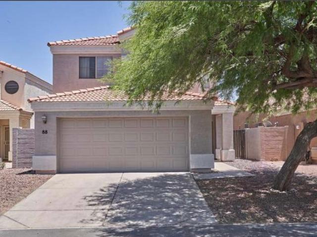 Master bedroom in nice downtown Gilbert area