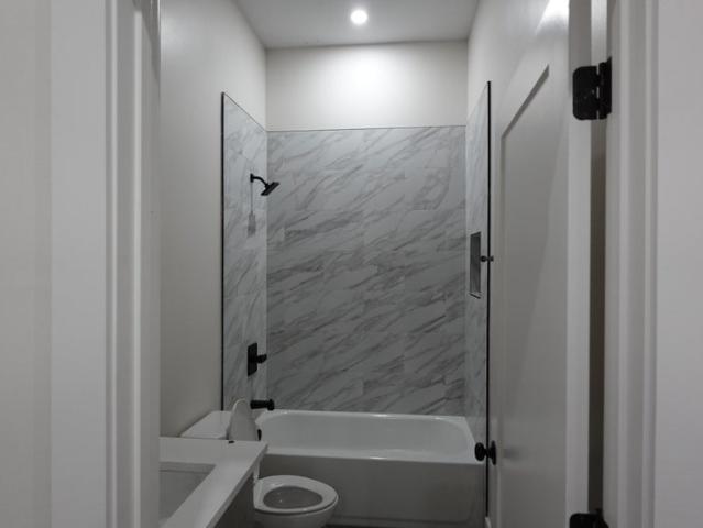 MASTER Bedroom Suite Available For Rent