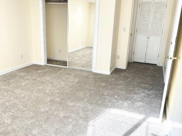 MASTER BEDROOM SUITE in shared basement APT_ West