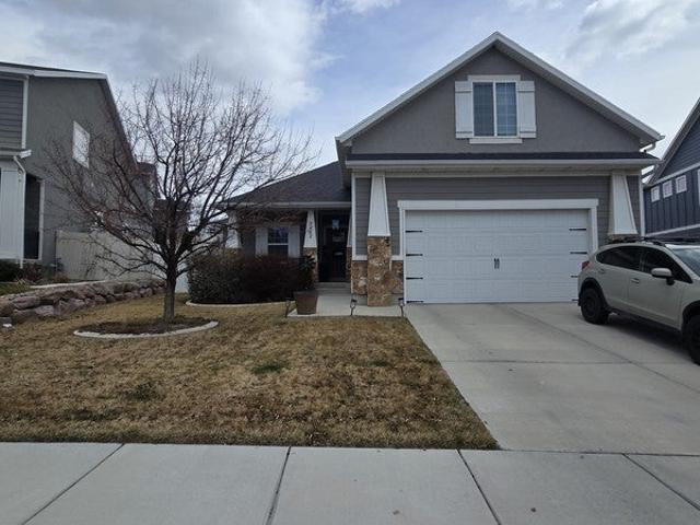 Master BR with master bathroom in shared home wit