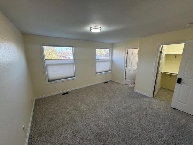 Master BR/private BA. 2400 sf house. All util incl