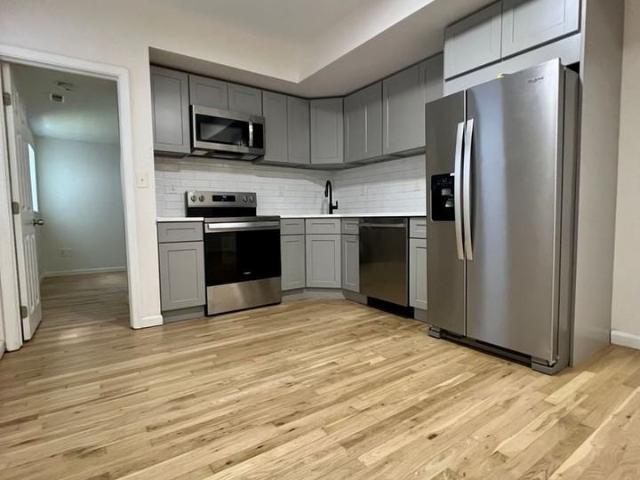 Master St W 2131 2 Bedroom Apartment for Rent at 2131 W Master St, Philadelphia, PA 19121 North Philadelphia West