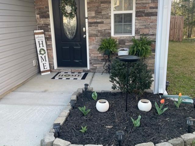 Master Suite in 3 bedroom home