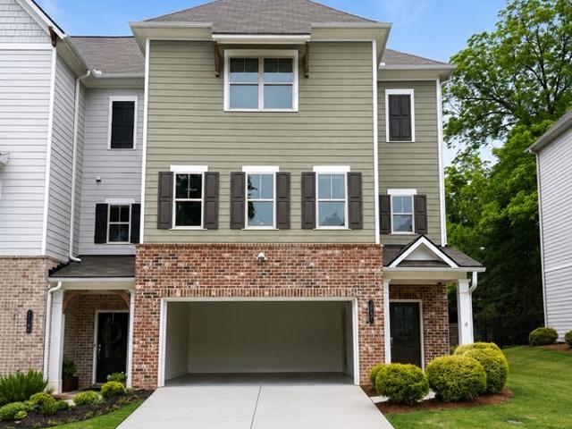Master room for rent Downtown Kennesaw townhouse