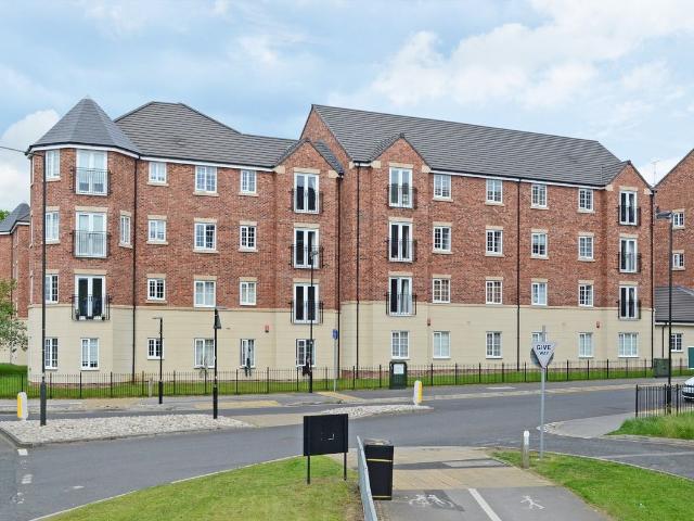 Masters Mews, Tadcaster Road, York YO24, 2 bed flat to rent, £1,250 pcm | PrimeLocation