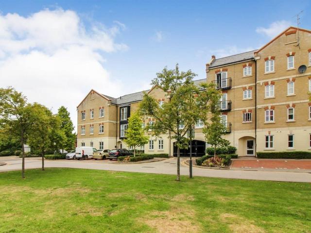 Masters House, Aylesbury HP21, 1 bed flat to rent, £1,100 pcm | PrimeLocation