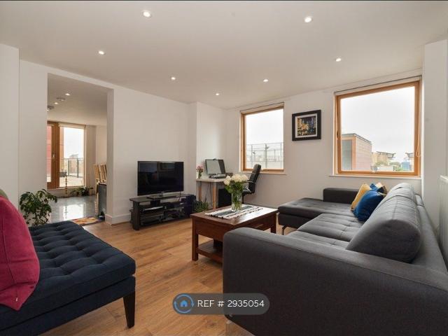 Mastmaker Road, London E14, 2 bed flat to rent, £2,500 pcm | PrimeLocation