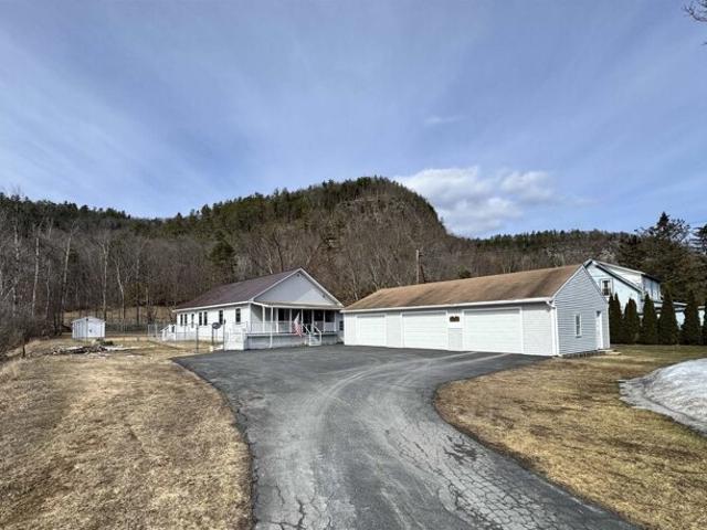 Mason Dr, Fairlee, Home For Sale