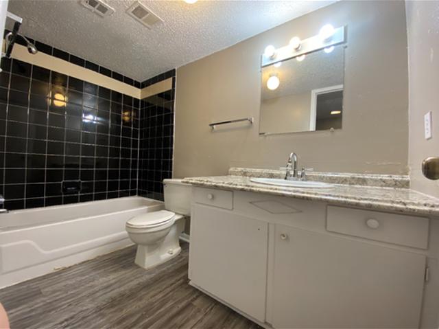 Mason Manor Apartments 2 Bedroom Apartment for Rent at 6022 Nw 23rd St, Oklahoma City, OK 73127