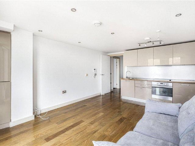 Masons Avenue, Croydon, CR0 1 bed apartment to rent £1,375 pcm £317 pw
