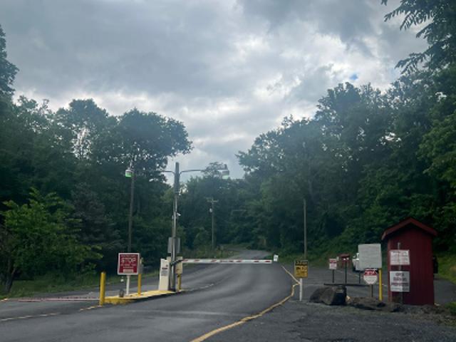 Massanutten Mountain Dr