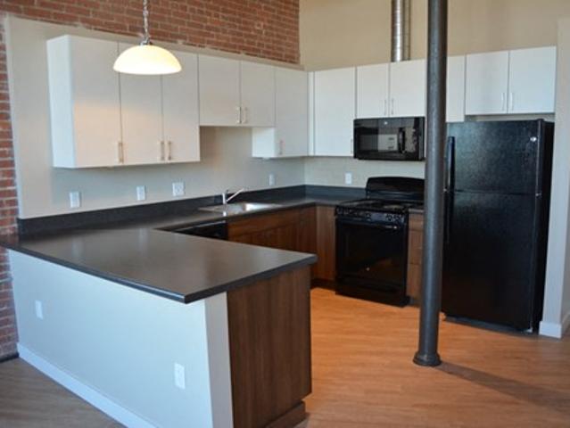 Massachusetts Mills Mass Mills II 3BR/2BA