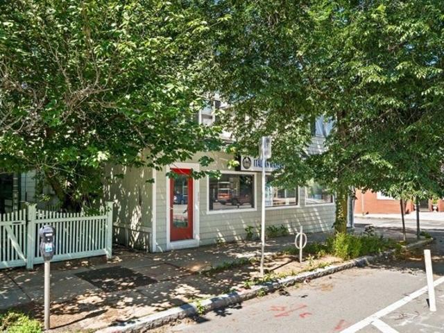 Massachusetts Ave Apt,cambridge, Condo For Sale
