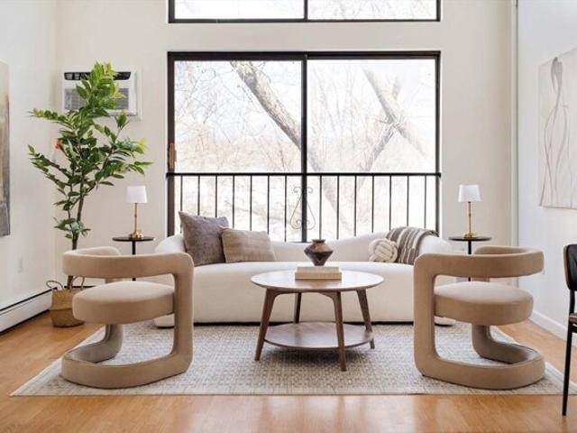 Massachusetts Ave Apt,arlington, Condo For Sale