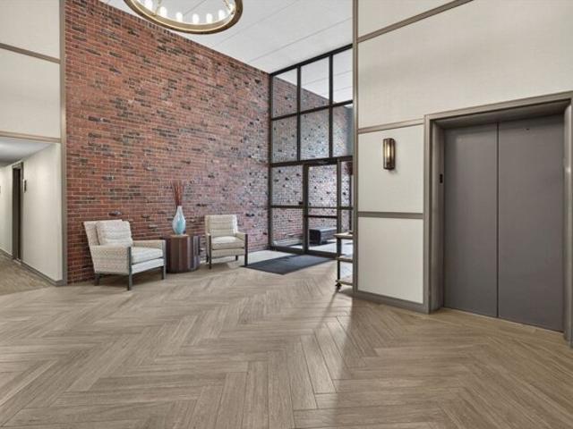 Massachusetts Ave Apt,arlington, Condo For Sale