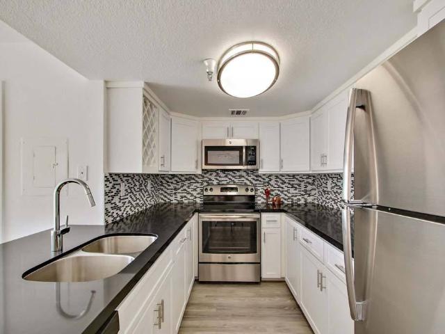 Masselin Park West 2 Bedroom Apartment for Rent at 5700 W 6th St, Los Angeles, CA 90036 Mid City West