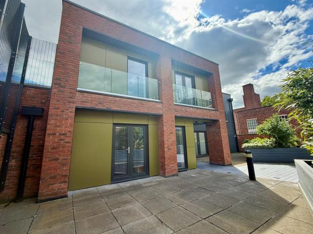 Massie Street, Cheadle, 2 bedroom, Apartment