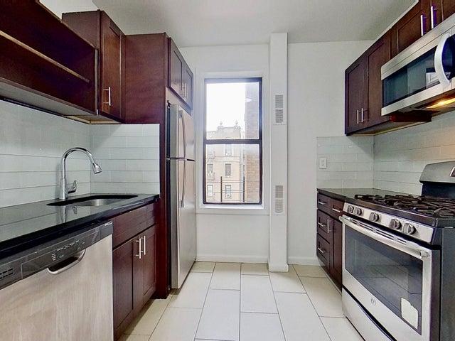 MASSIVE ROOMS CO PRESB. UNIV. 4BR/1BA SEPT