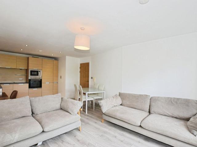 Masson Place, 1 Hornbeam Way, Green Quarter, Manchester M4, 2 bed flat to rent, £1,300 pcm | PrimeLocation