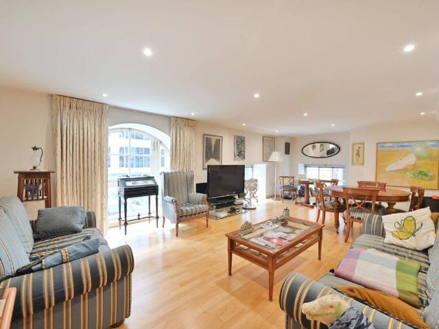 Matthew Parker Street, St James's, London SW1H, 2 bed flat to rent, £5,850 pcm | PrimeLocation