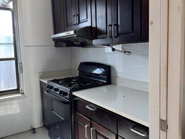 Matthews Ave Apt H, Bronx, Property For Sale