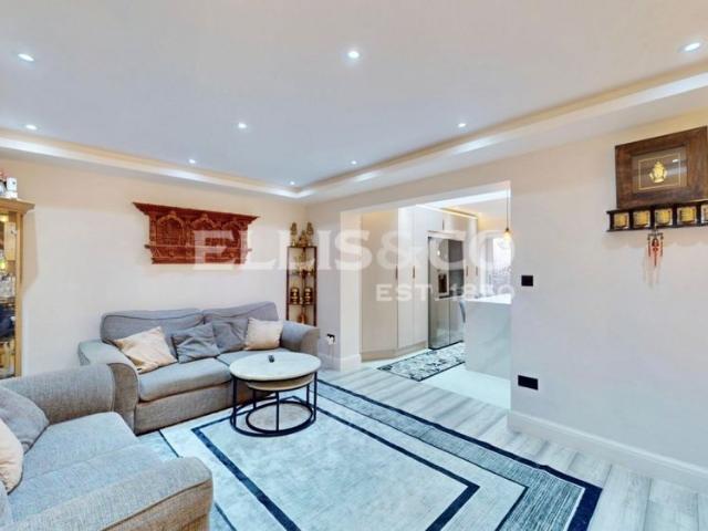 Matthews Road, UB6, Greenford