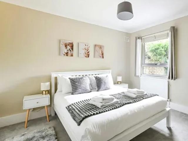 Matthias Court, London, TW10 6LL, United Kingdom | 2 bed apartment for rent #168209596 | Rentberry