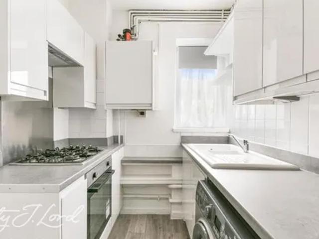 Matthias House, Howard Road, London, N16 8PT, United Kingdom | 3 bed apartment for rent #115643880 | Rentberry