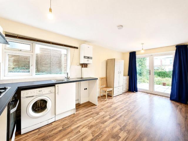 Mattison Road, London N4, Studio to rent, £1,200 pcm | PrimeLocation
