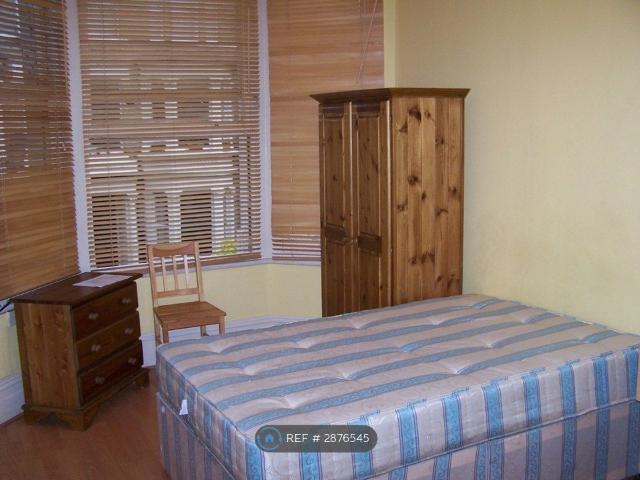 Matheson Road, London W14, Room to rent, £869 pcm | PrimeLocation