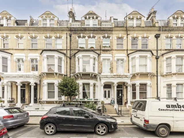 Matheson Road, West Kensington W14, 2 bed flat to rent, £2,750 pcm | PrimeLocation