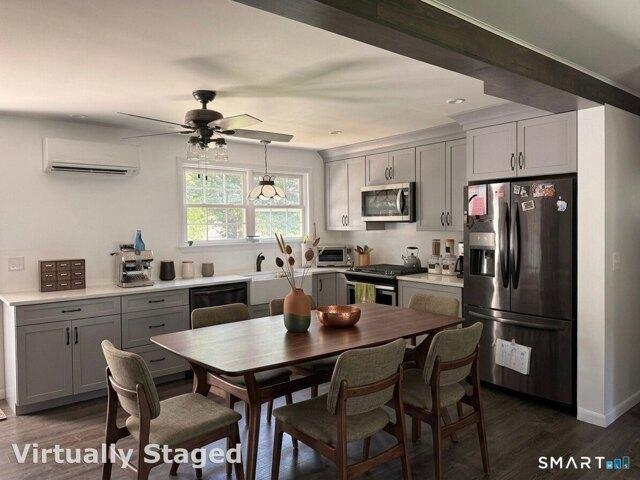 Mathews St, Stamford, Home For Sale