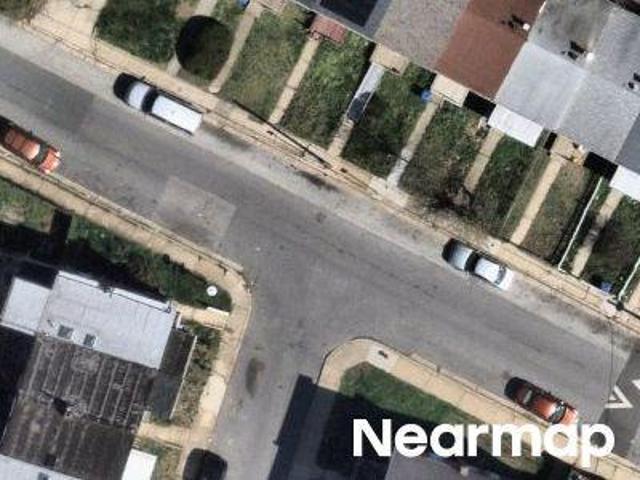 Mathews St