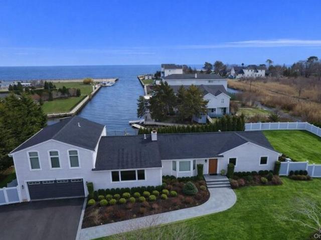 Matilda Ct, Bayport, Home For Sale