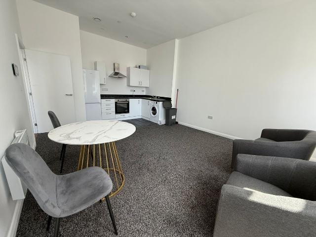 Matlock Road, Coventry CV1, 2 bed flat to rent, £1,025 pcm | PrimeLocation