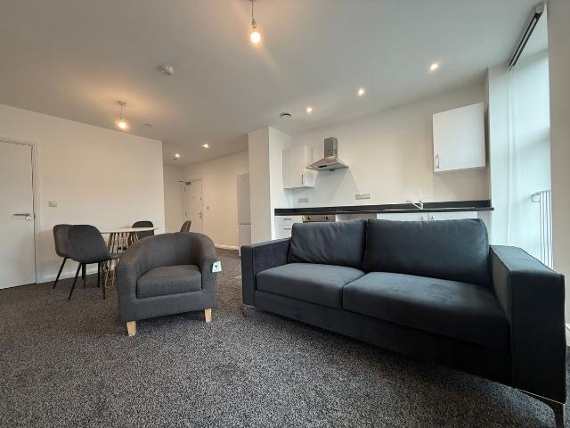 Matlock Road, Coventry CV1, 2 bed flat to rent, £1,200 pcm | PrimeLocation
