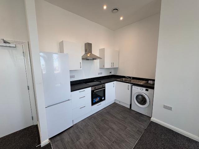 Matlock Road, Coventry CV1, 2 bed flat to rent, £1,350 pcm | PrimeLocation