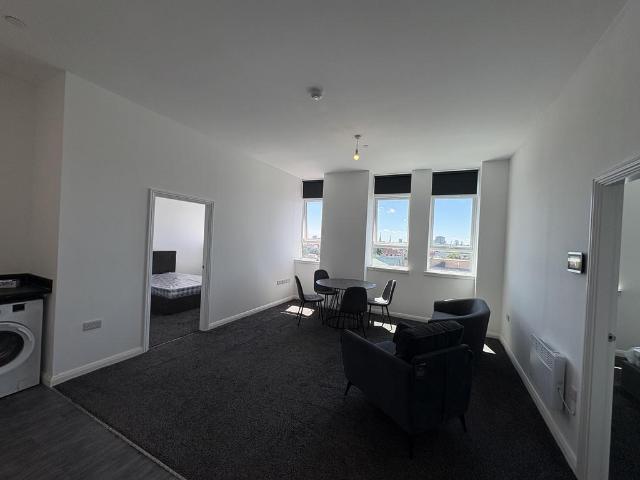 Matlock Road, Coventry, CV1 2 bed flat to rent £1,325 pcm £306 pw