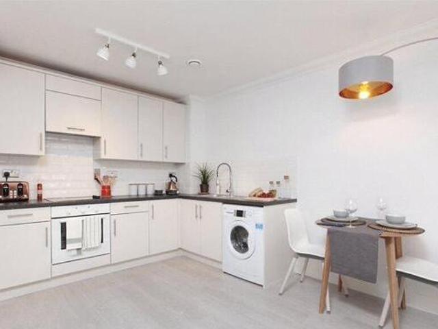 Maud Chadburn Place, Clapham, 1 Bedroom Flat