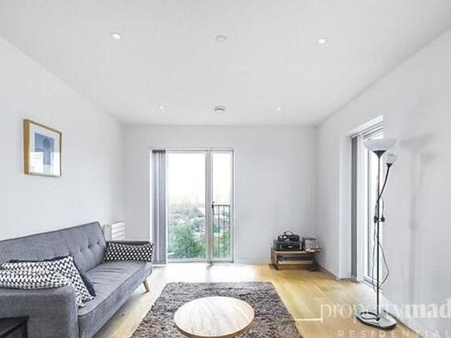 Maud Street, Canning Town, 1 Bedroom Apartment