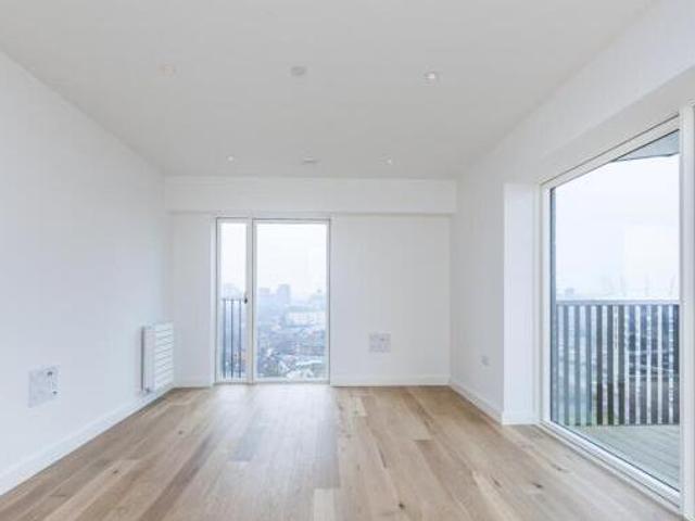 Maud Street, London, 1 Bedroom Flat